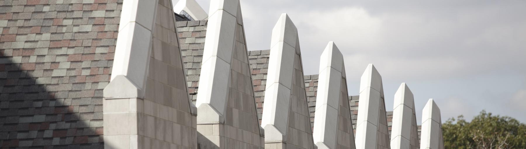 认证|多米尼加大学